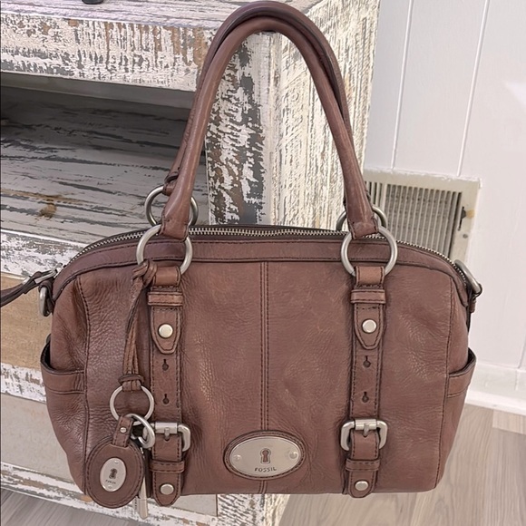 Fossil | Bags | Vintage Fossil Maddox Pebbled Leather Satchel Crossbody ...